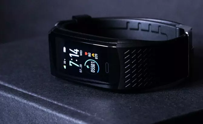 KoreTrak İncelemesi: En İyi Fitness İzleyici Smartwatch Aktivite Bandı