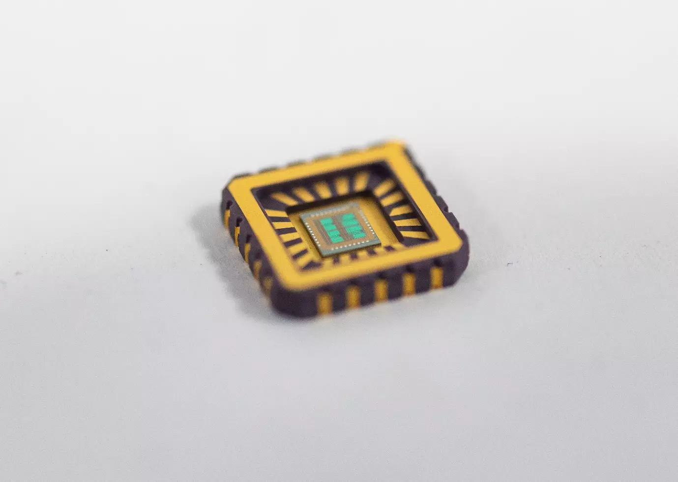 Chip Silicon Tuntun Le Ni Ọjọ kan Rọpo Awọn sẹẹli ọpọlọ ti o bajẹ