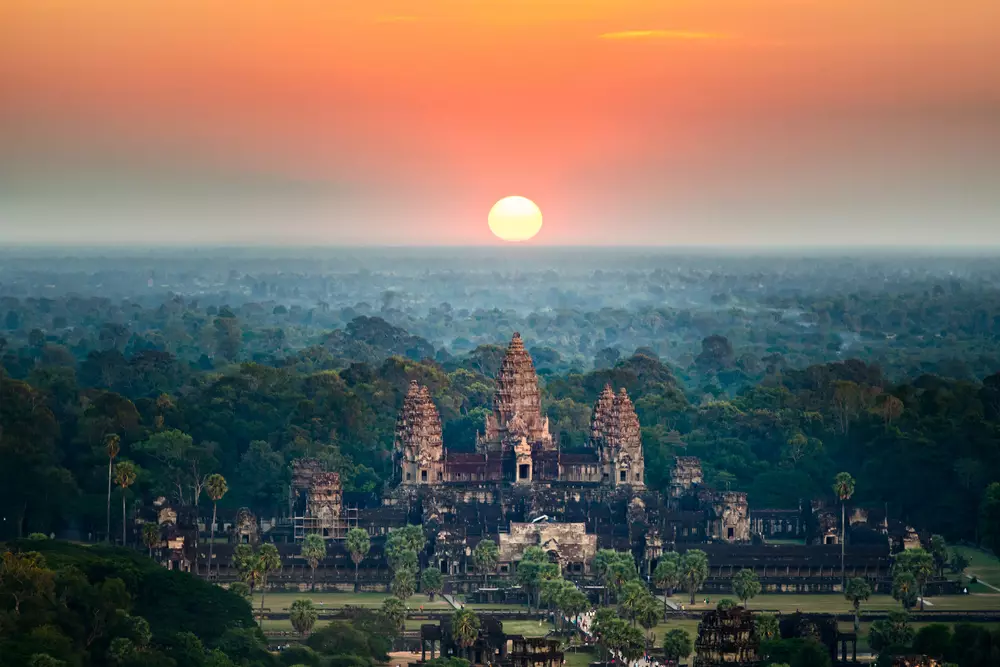 Cum schimbările climatice au răsturnat megaorașul antic Angkor