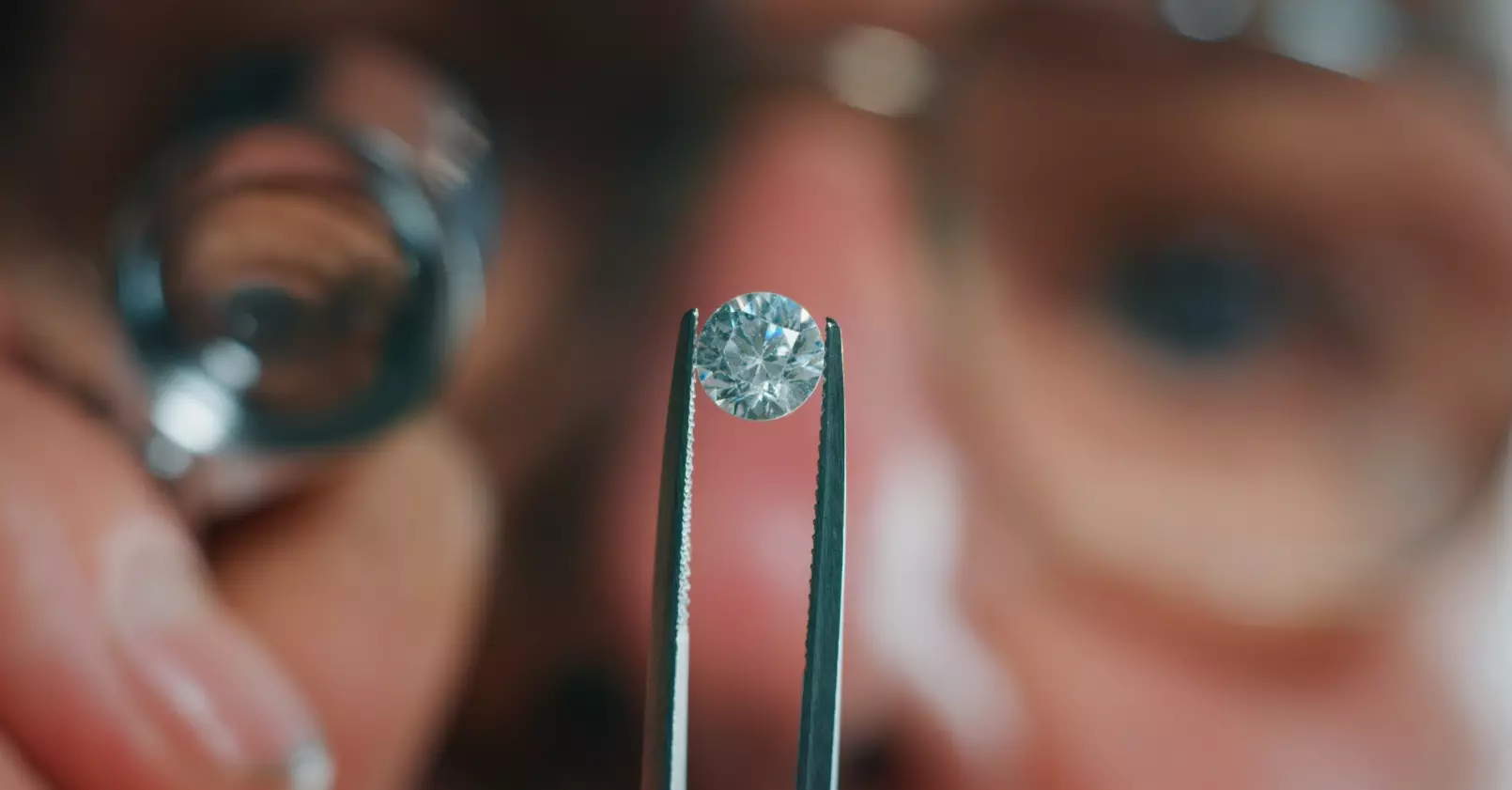 Ali so v laboratoriju gojeni diamanti za vedno? Odvisno koga vprašaš