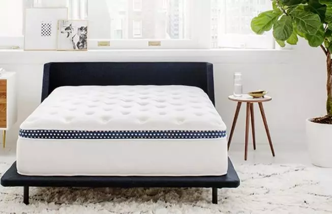 Mattresses nke na-agaghị akwa ụta: kedu ihe kacha mma maka ndị mmadụ n'otu n'otu?