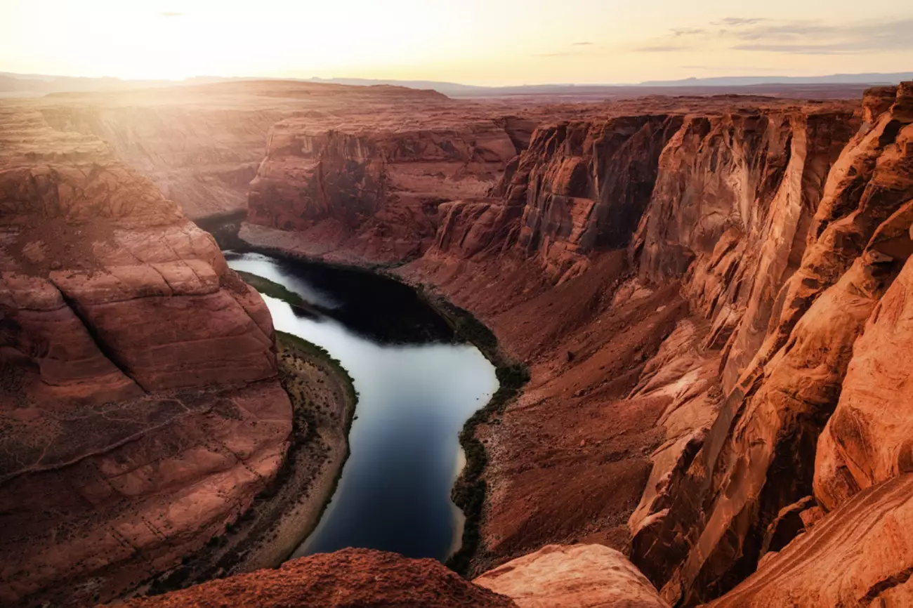 Coloradon hodeiak landatzea olatuak sor ditzake mendebaldean