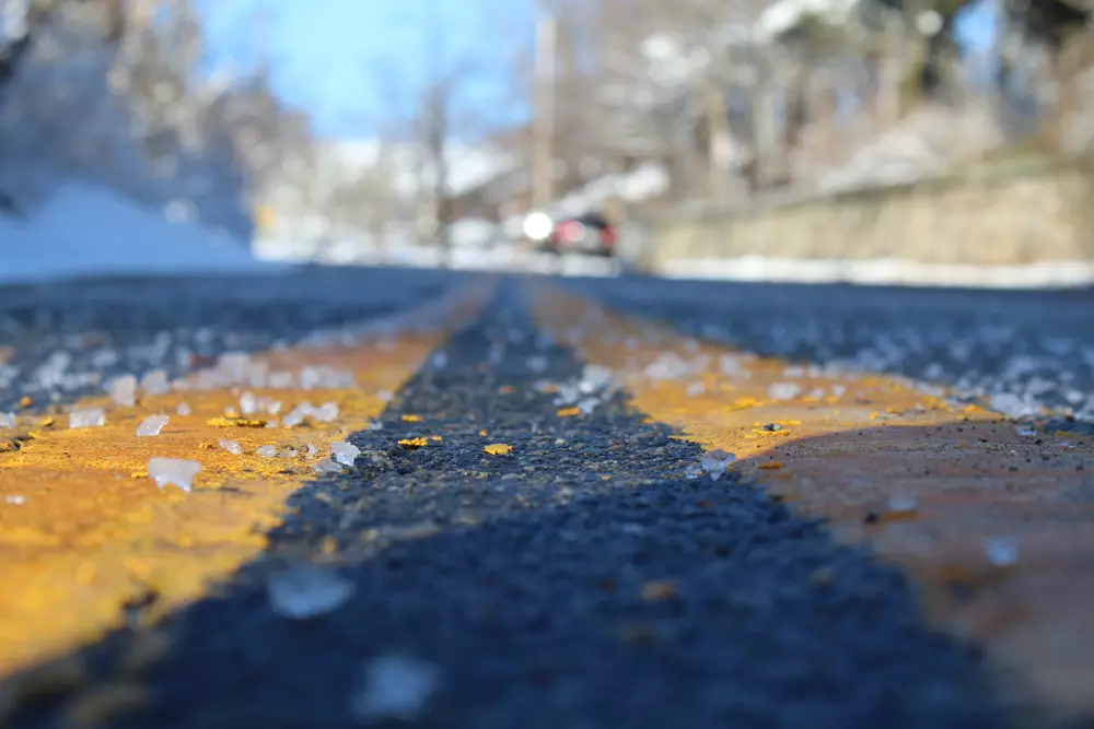 Por que o sal de estrada é ruim para o meio ambiente